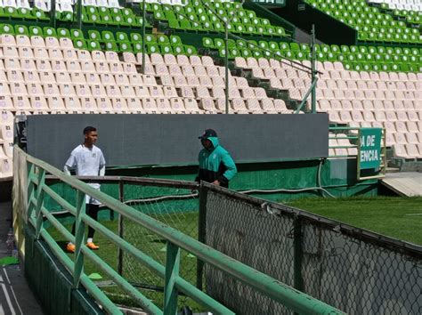 Fidel Ambriz Trabaja Por Separado