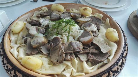 카자흐스탄에서 한국여행객 입맛에 맞는 음식