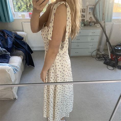 House Of Cb Alicia Lemon Floral Print Midi Sundress Depop