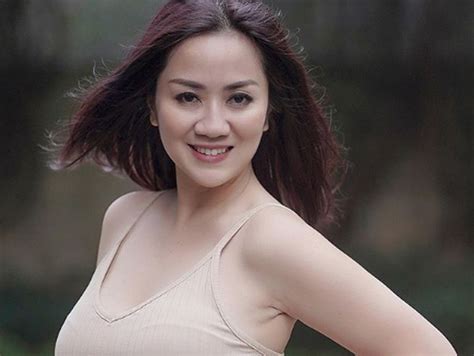 Berita Dan Informasi Tante Ernie Cerai Terkini Dan Terbaru Hari Ini