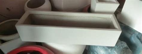 White Fiber Rectangular Planters At ₹ 550piece In New Delhi Id