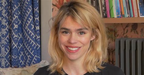 Billie Piper In Yerma Doctor Who Actress Cannot Stop Laughing In Hilarious Outtakes Video