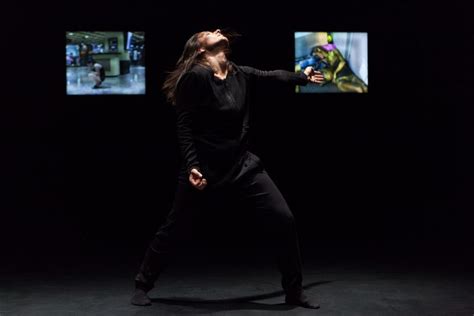 Cindy Van Acker Im Muffatwerk