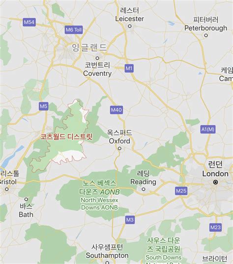 특유 감성으로 유명한 코츠월드 마을 유머이슈 꾸르