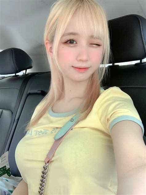 가슴이 대단한 눈이 큰 처자