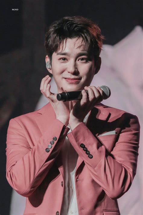 주디 On X 200202 판타스틱 뮤지컬 콘서트 전동석 배우님 꽃받침 🌸 Q8bcp6esqj X Dads Dong