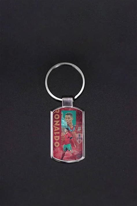 Металевий брелок роналдо — ціна 184 грн у каталозі Сувеніри Купити товари для дому та побуту за