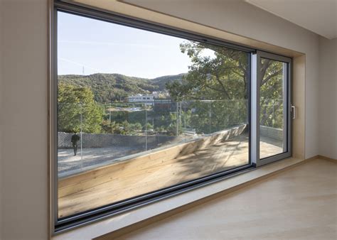 The Curving House By Joho Architecture