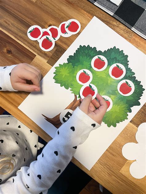 Apple Tree Counting Activity Free Printable Moms Printables