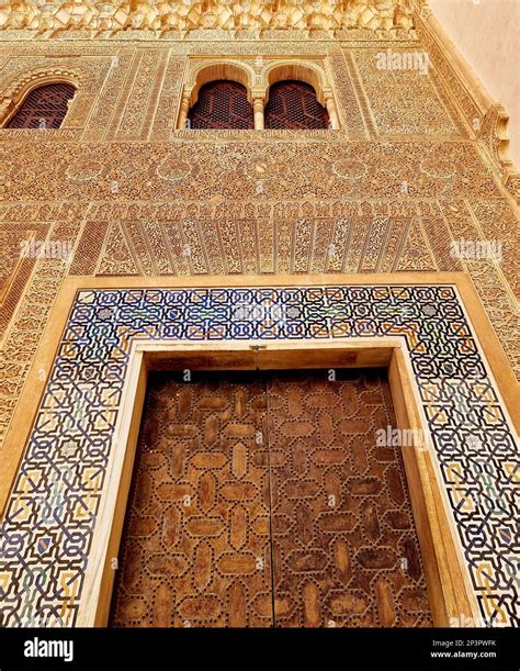 The Highlight Of Alhambra The Nasrid Palace Is A Beautiful Mansion