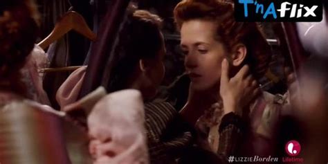 Christina Ricci Lesbian Scene In The Lizzie Borden Chronicles Lizzy