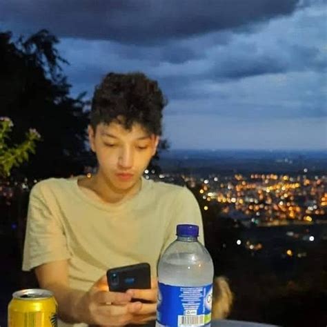 Itsmitzw Threads Say More