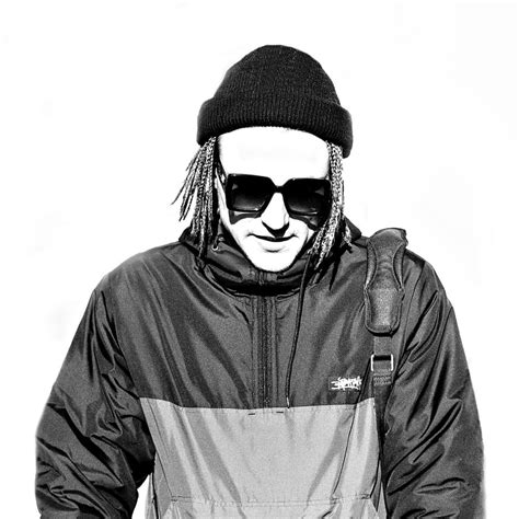 Avega Lyrics, Songs, and Albums | Genius