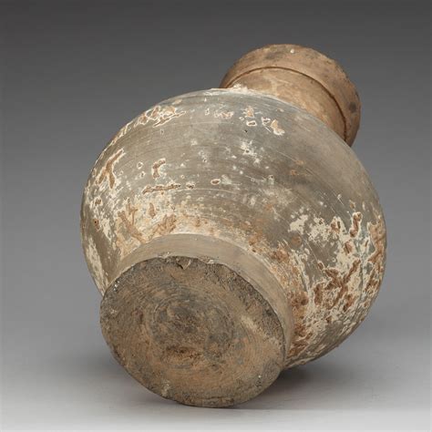 A Unglazed Jar Han Dynasty 206 Bc 220 Ad Bukowskis