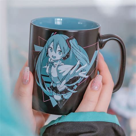 Alla Varumärken Hatsune Miku Köp Fanartiklar Elbenwald
