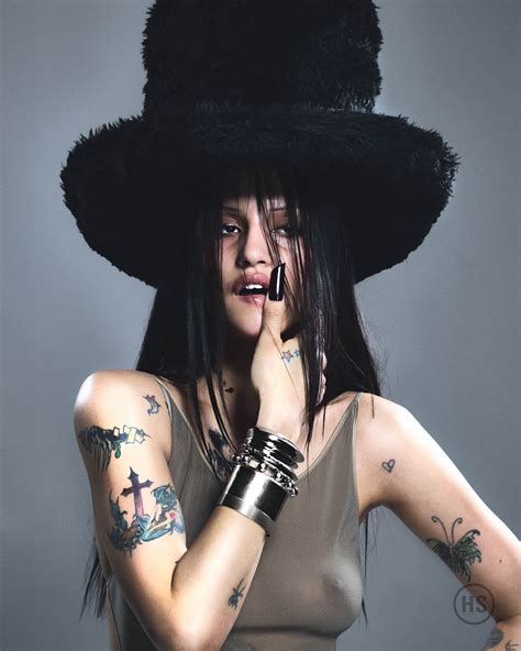 Gabbriette Bechtel Is On The Hunt Fashion Photography So You Think