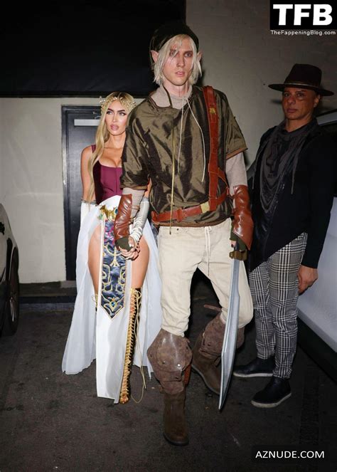 Megan Fox Sexy Seen Flashing Her Nude Pussy At Delilahs Nightclub In