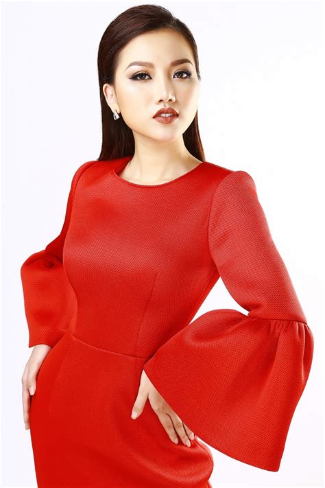 Nữ Hoàng Sắc đẹp Hoàng Thu Thảo được Mời Sang Myanmar Làm Giám Khảo Hoa Hậu