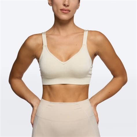 Getting Started Sports Bra Off White Clothing Prozis
