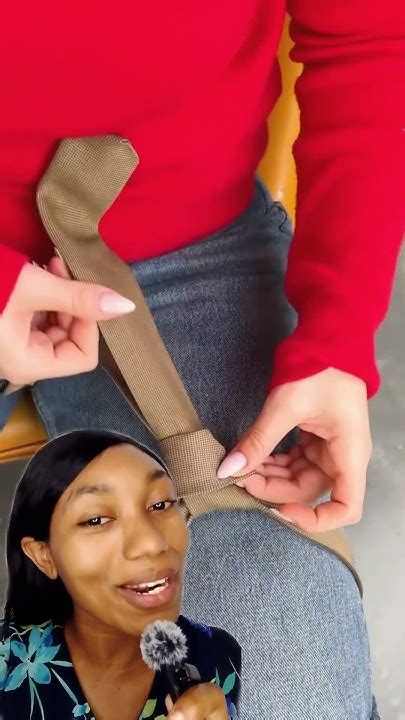 Tutorial De Como Amarrar Una Corbata The Easiest Way To Tie Your Tie Shortsviral Shortvideo