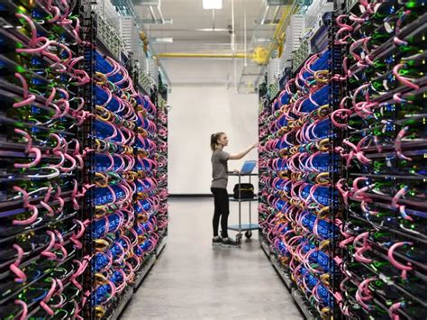 Во „облаците“ на Гугл се испогубија милијарди долари Off