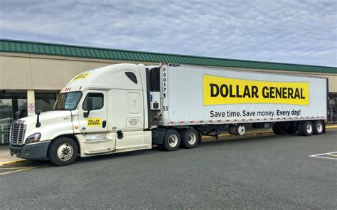Dollar General Shoppers Complain About Boxes Blocking Aisles