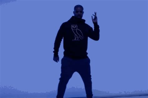 16 S Of Drake Dancing In ‘hotline Bling Vulture
