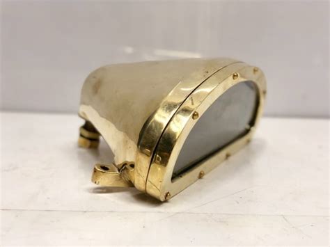 Home Décor Vintage Classie Solid Brass Wall Mount Antique Triangle