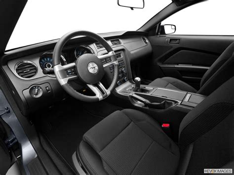 Mustang V6 Interior