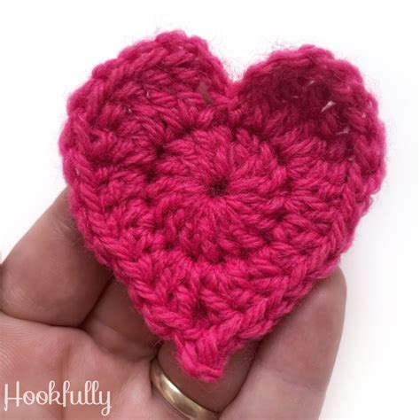 Free Heart Applique Crochet Pattern Hookfully