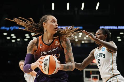 Wnba Brittney Griner Dunks In Blowout Phoenix Mercury Win Vs Liberty