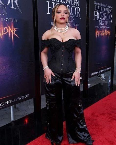 Sisi Stringer Picture