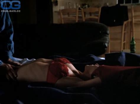 Angie Everhart Nude Pictures Onlyfans Leaks Playboy Photos Sex Scene Uncensored