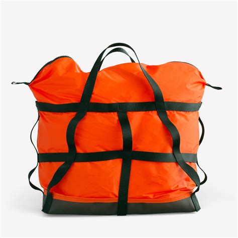 Konstantin Grcic And Jasper Morrison Design Bags For Maharam