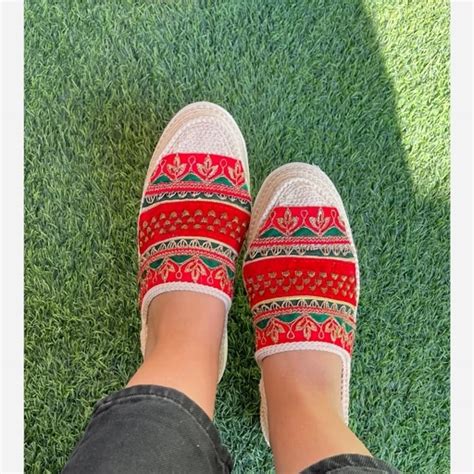 خرید و قیمت گیوه زنانه دخترانه از غرفه دست دوز های منگوله