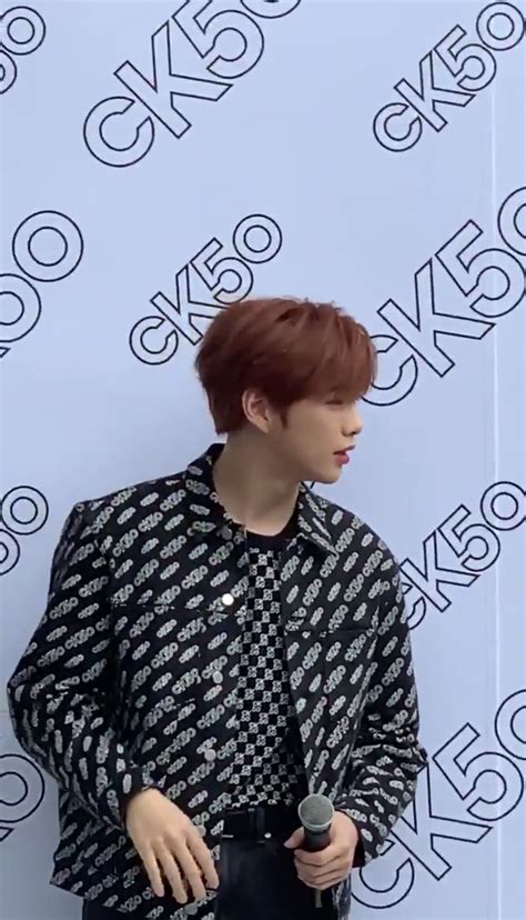 강다니엘 좋아미치겠어요 폰카짤 인스티즈 Instiz 연예 카테고리