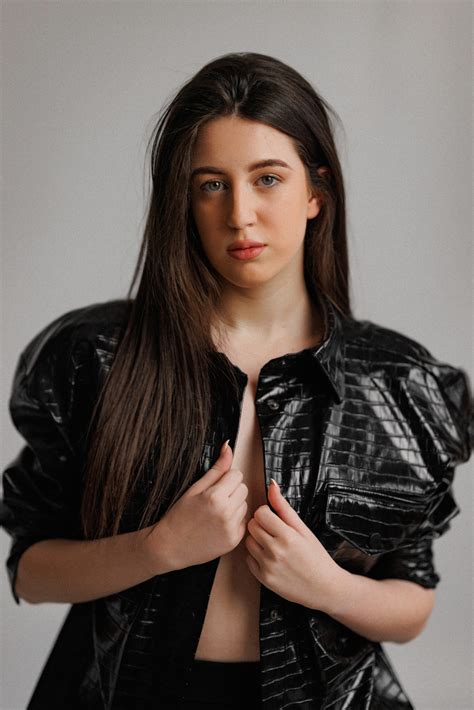 Nikol B Modna Agencija Select