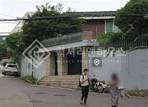 한남동 단독주택 매매 코너입지 1종근생 단독매물입니다 단독단독주택