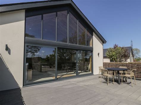 The Barn Llanfechell Holiday Cottage Bird Spot