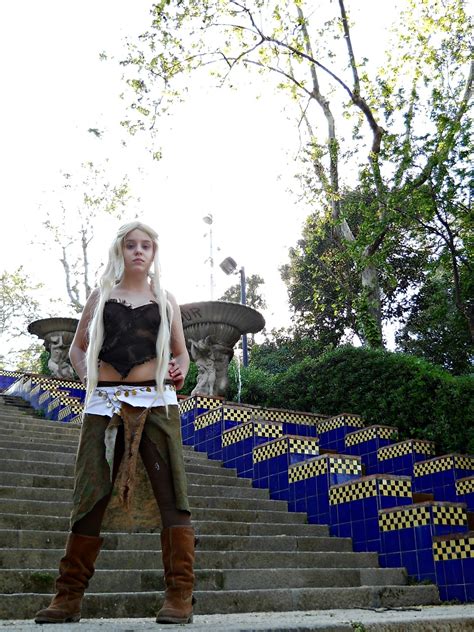 Nimue Presents Daenerys Targaryen Cosplay