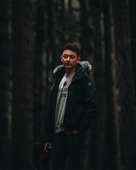 Tamron Zachary Salter How To Shoot Lifestyle Portraits