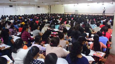 වයඹ ගුරුවරුන්ට ටියුෂන් තහනම් අරුණ