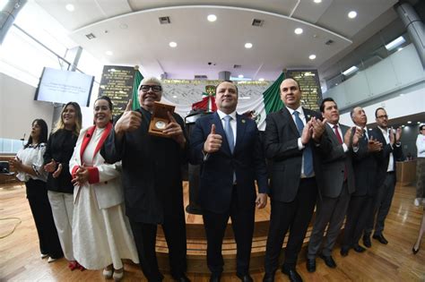 Reconoce Congreso Trayectoria De “sebastián” Creador De La Puerta De