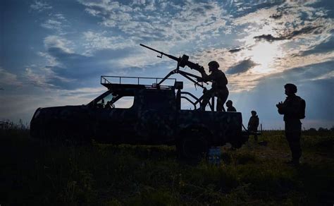 У новорічну ніч росія атакувала Україну з різних напрямків — Повітряні Сили Вечірній Київ