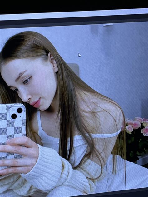 Sweet Bb Cam Model Profile Stripchat