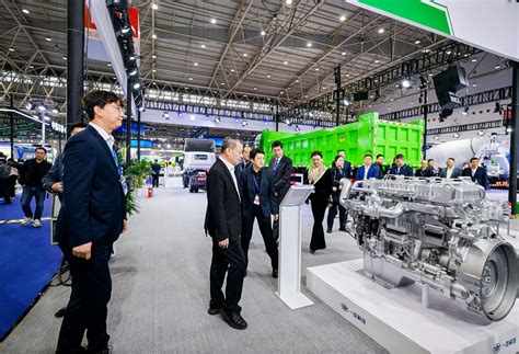 一汽解放携新能源明星车型亮相2025年中国国际商用车展览会 中国商用汽车网