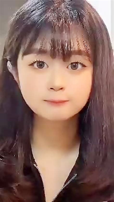 دختر کره ای