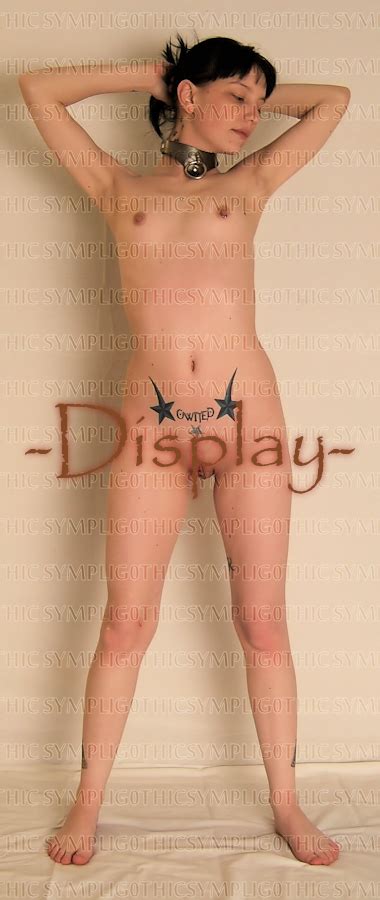 Gorean Display By Sympli Me Miekke