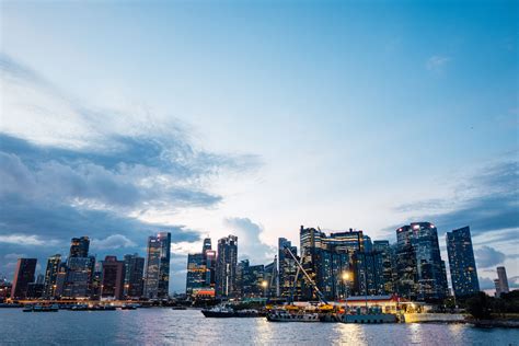 7 Things To Do In Singapore City After Dark