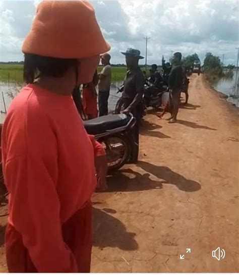 កុមារ២នាក់ចុះលេងទឹកនៅមុខលូបណ្តាលឱ្យទឹកហូរគួចចូលលូបាត់រយ ពេល១ម៉ោងទើបរកឃើញសព សារព័ត៌មាន នគរវត្ត